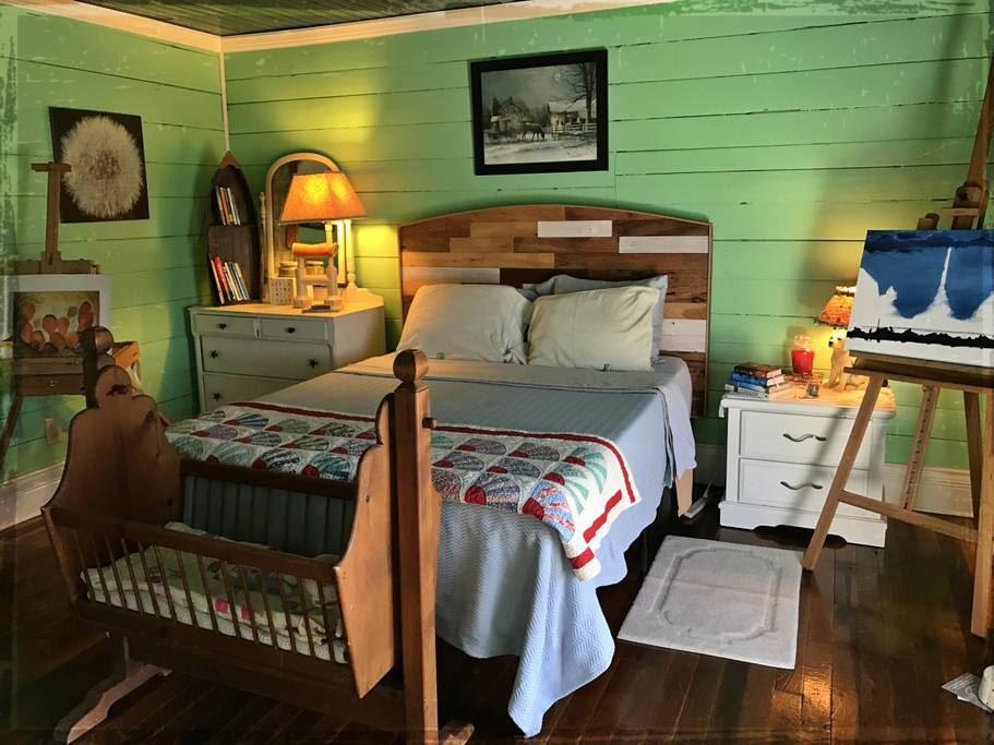 Locations Hub - House of Cedar, 1800