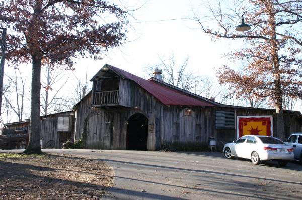 Locations Hub - Smiley Hollow Barndance